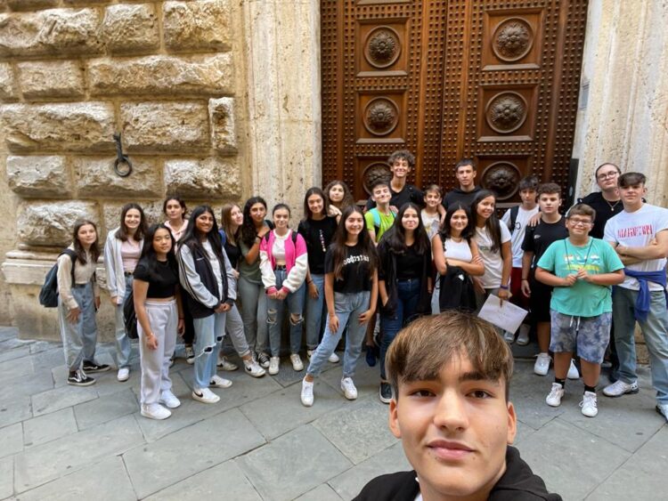 Il Bandini di Siena apre le porte ad oltre 200 nuovi studenti | Il ... Il Bandini di Siena apre le porte ad oltre 200 nuovi studenti | Il ...